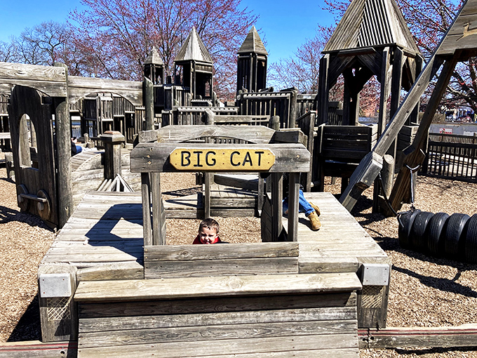 "Big Cat" or secret clubhouse? This cozy nook is perfect for budding lion tamers and future cat ladies alike. Meow-velous spot for a quick catnap!