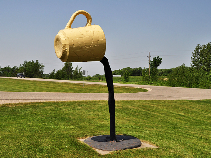 Coffee, anyone? This mug's big enough to jumpstart an entire town. Vining's morning brew comes with a side of giggles.