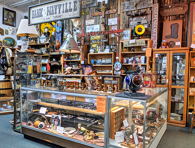 From Wild West memorabilia to kitschy knick-knacks, this booth is a gold mine for history buffs and d&eacute;cor enthusiasts alike.