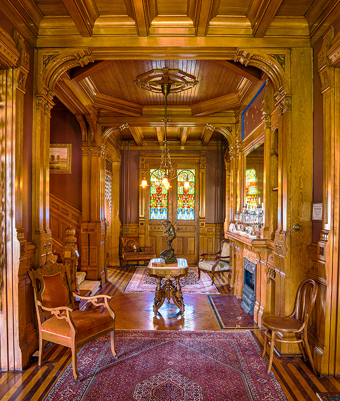 Wood you believe it? This hallway's got more character than a Dickens novel, minus the orphans and workhouses.