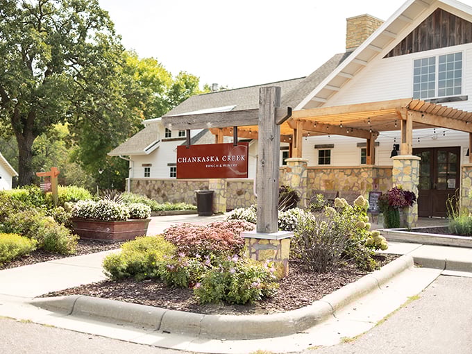 Why choose between wine country and the wild west? At Chankaska Creek, your road trip gets the best of both worlds.