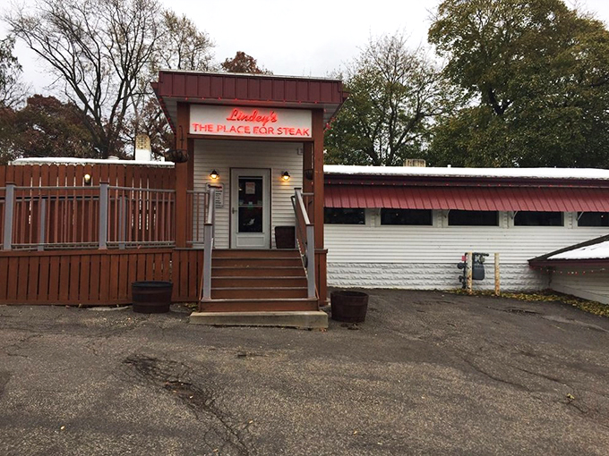 Don't judge a steak by its cover! Lindey's unassuming exterior hides a carnivore's paradise within.