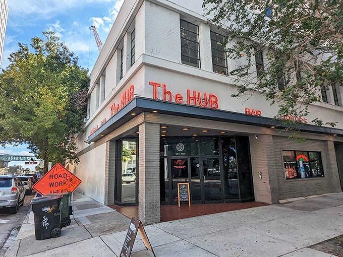 The Hub: Where time stands still, but the drinks keep flowing. It's like stepping into a 1950s postcard&hellip; with better music.