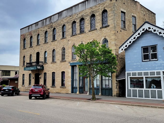 Small-town charm meets big-time mystery. At Boscobel Hotel Restaurant, you might catch a glimpse of history... literally!