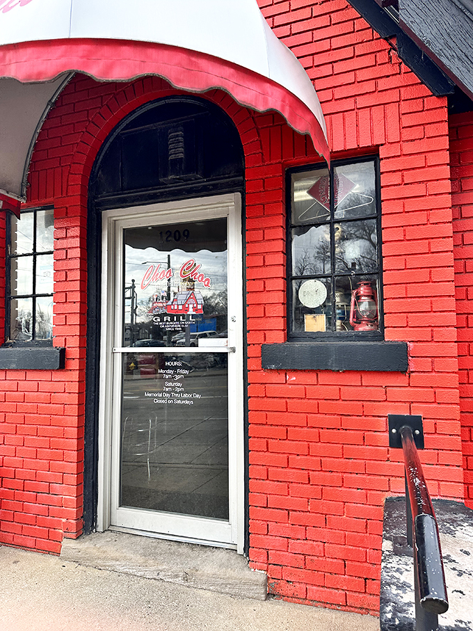 Compact but mighty: The Choo Choo Grill proves good things come in small, crimson packages.