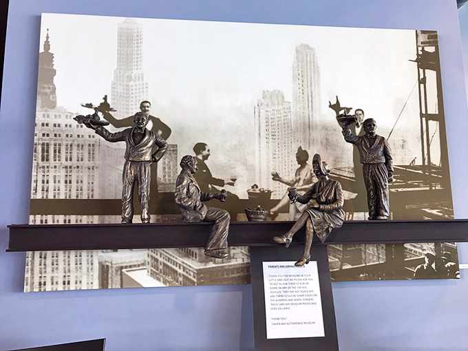 These bronze figures are living on the edge &ndash; literally! A whimsical tribute to the daredevil spirit of early skyscraper construction workers.