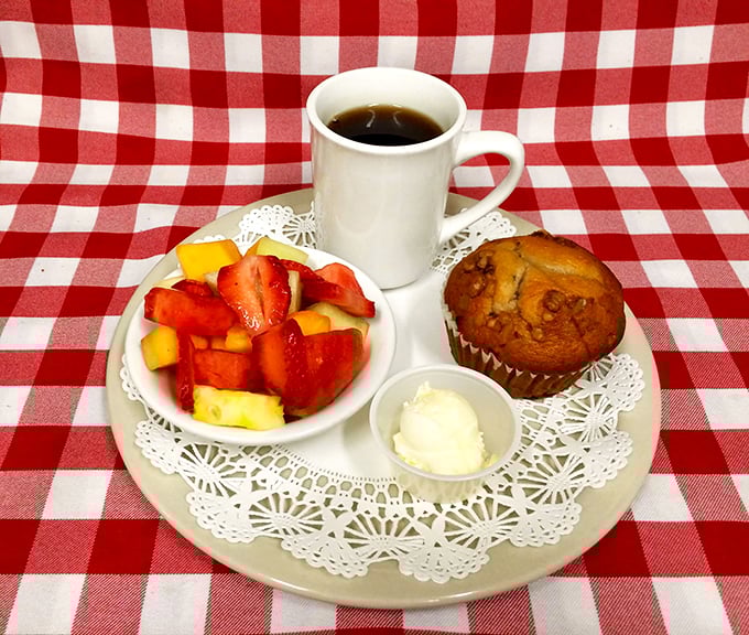 A feast fit for a cowboy king! This hearty spread could fuel you through a cattle drive or, more likely, a leisurely day of Southwest sightseeing.