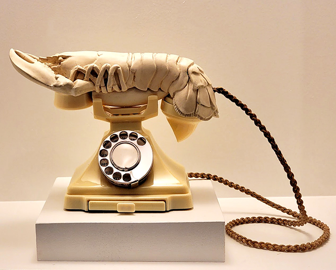 Ring ring! Surrealism calling. This lobster phone might not get you great reception, but it'll certainly spark some interesting conversations.