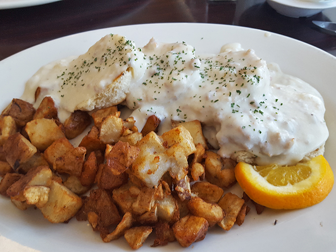 A mountain of morning magic! This plate is like a warm hug from your grandma, if your grandma was a five-star chef.