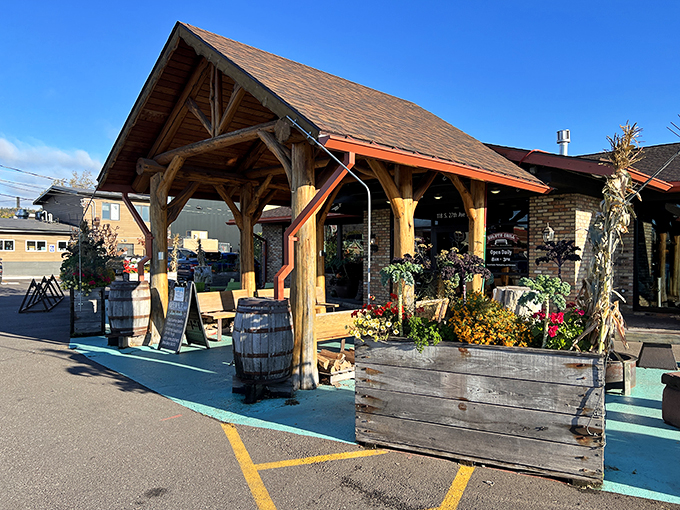 A northbound adventure for your taste buds! Duluth Grill's pretzels are worth the extra miles on your odometer.