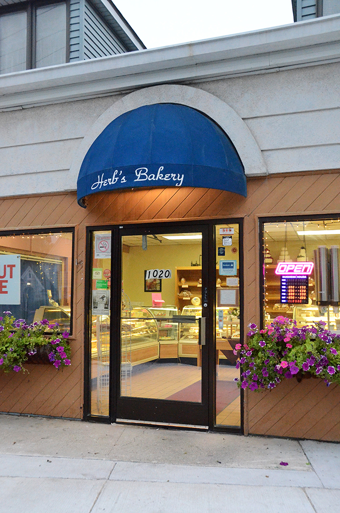 Herb's Bakery: proving that the best things come in small, blue-awning packages. It's the Clark Kent of bakeries &ndash; unassuming, yet super!