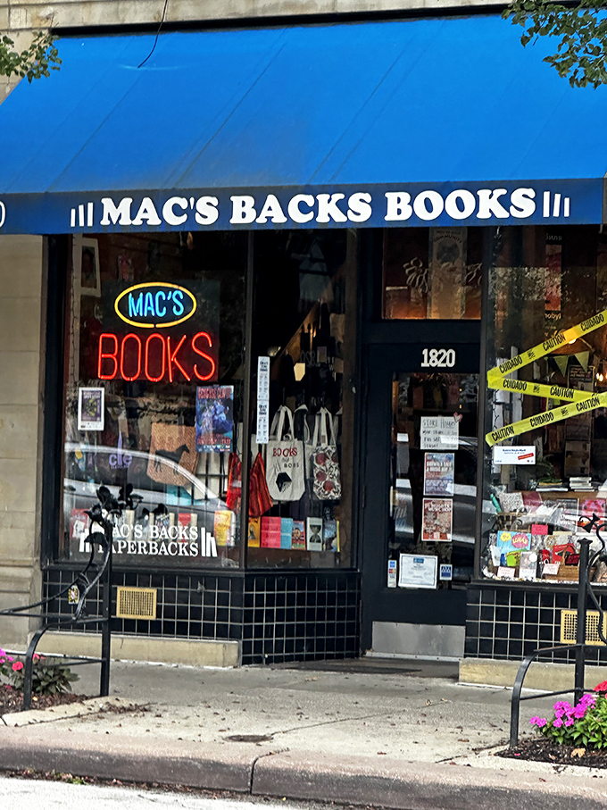 A triple-decker sandwich of literary goodness. Come hungry for knowledge, leave with a full brain.