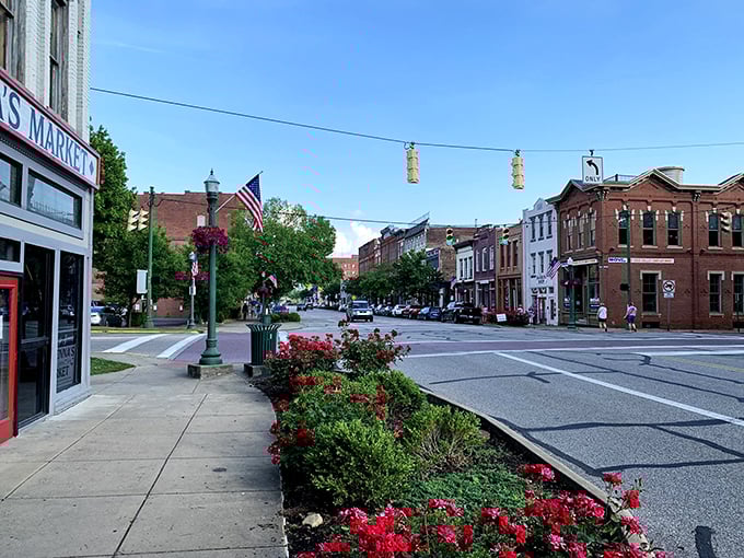 Marietta's riverfront: Where history meets the horizon. These charming buildings have seen more drama than a soap opera marathon.