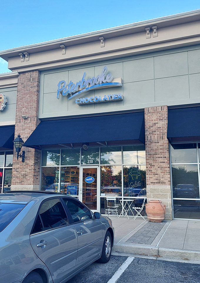 Peterbrooke Chocolatier: Where chocolate gets the red carpet treatment. It's the Hollywood of cocoa, minus the paparazzi.