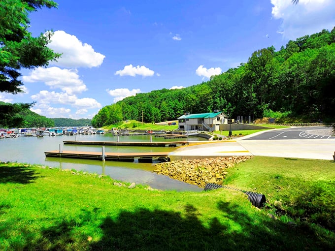 Road trip revelation: Piedmont Lake's winding shores are a GPS to tranquility.