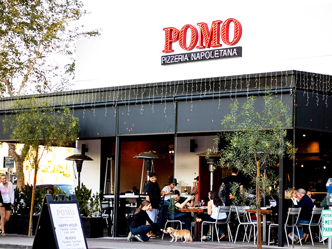 Pomo's 905&deg;F oven is hotter than the surface of Venus &ndash; and the pizzas are out of this world!