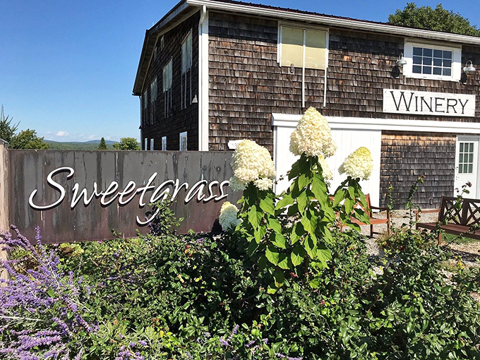 Roadside attraction alert! Sweetgrass Farm is the perfect pit stop for those who like their road trip snacks with a boozy twist.