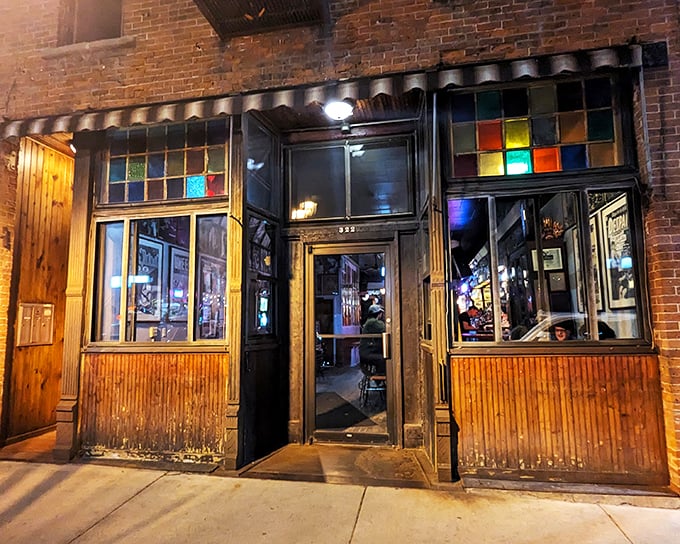 No frills, all thrills! The Joynt is like that cool uncle who never quite grew up &ndash; and we love it.