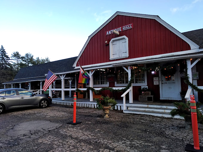 Norman Rockwell's dream come to life: Americana served with a side of nostalgia.