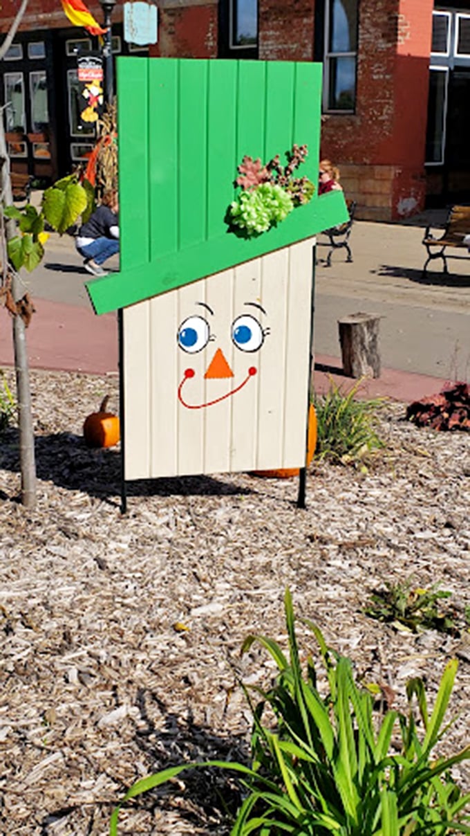 Step into a Norman Rockwell painting! Antiques on Main serves up small-town charm with a side of 'I remember when&hellip;'