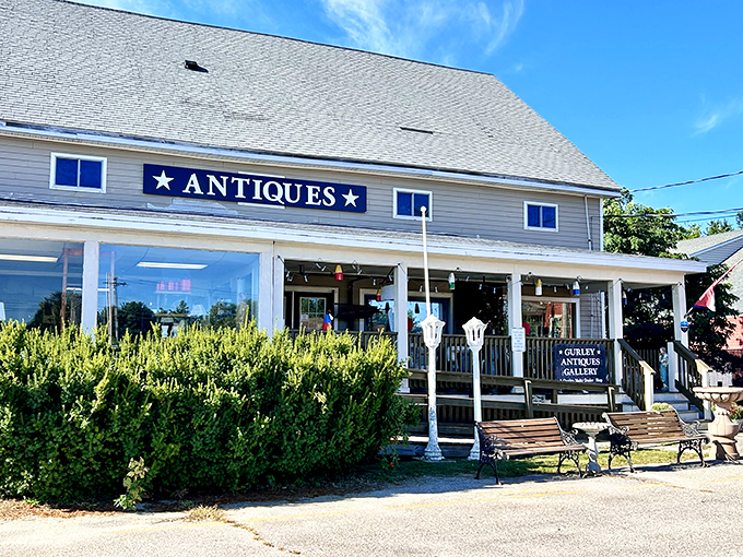 From Versailles-worthy furniture to quirky vintage signs, Gurley's masters the art of eclectic elegance.