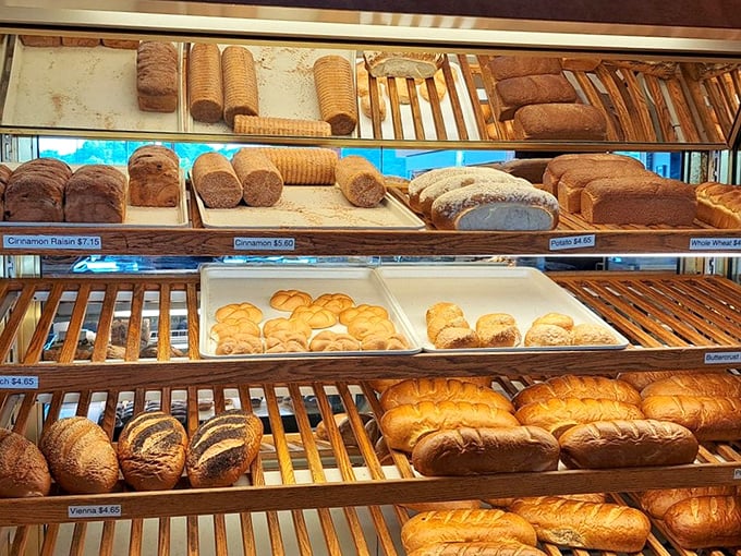 Cinnamon swirls hypnotize hungry patrons. One whiff of these beauties, and you'll be under their spellbinding influence.