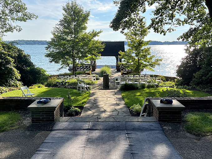 Lake views that'll make you forget your smartphone exists. Sorry, Instagram, some moments are meant to be savored, not shared.