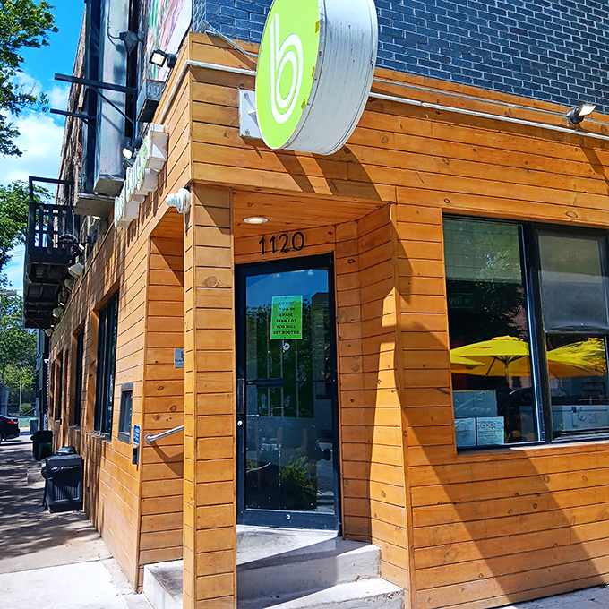 Roadside rush never tasted so good! Busy Burger is the express lane to flavor town.