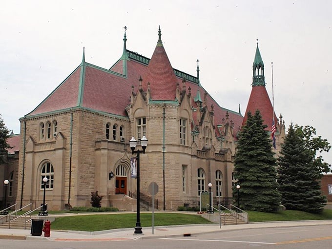 Saginaw's Castle Museum: Where history gets the royal treatment. This former post office delivers lessons in style and substance.