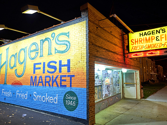 Hagen's Fish Market: The seafood speakeasy you've been dreaming of. Just whisper "lobster roll" and prepare for bliss.