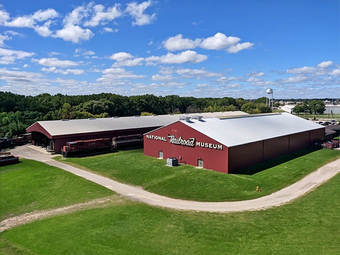 All aboard the nostalgia express! This museum is like stepping into a time-traveling dining car.