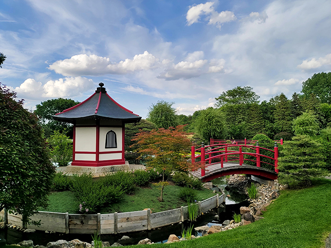 Tranquility, Minnesota-style! This Japanese garden brings a slice of Kyoto to the Land of 10,000 Lakes.