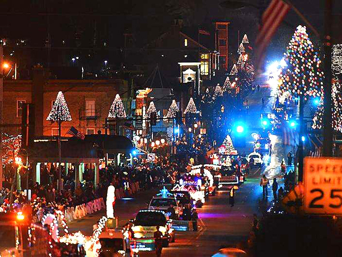 Road trip pit stop? More like holiday pitstop! St. Charles' festive charm is worth pulling over for.