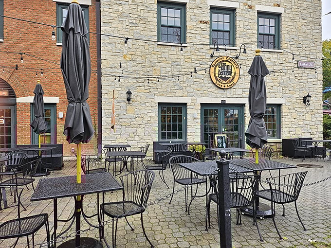 The Skinny Pancake: Where "stone-cold fox" meets "hot-off-the-griddle." Prepare for crepes that are anything but flat!