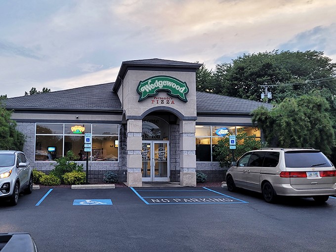 Roadside revelation: Wedgewood's Brier Hill pizza will redefine your idea of "local flavor."