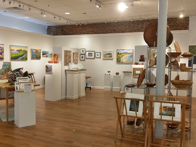 Cruise into a sea of Maine-made wonders. This stop is like a souvenir shop on steroids &ndash; in the best way possible!