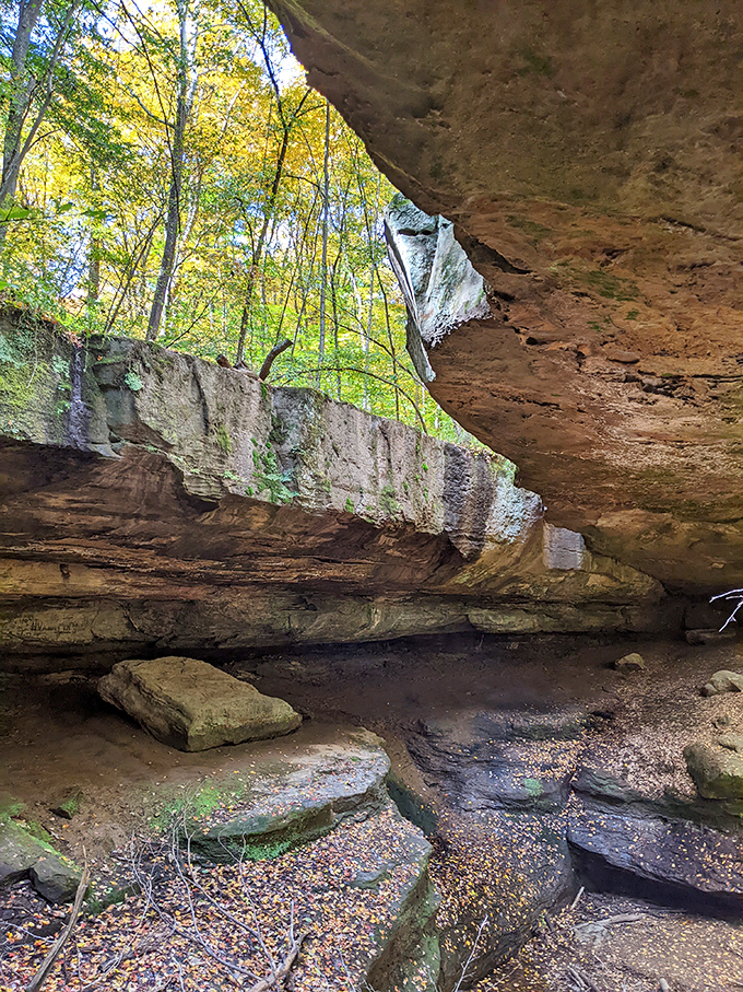 Rockbridge: The ultimate natural selfie spot. Just don't drop your phone &ndash; retrieving it might require Indiana Jones-level skills.
