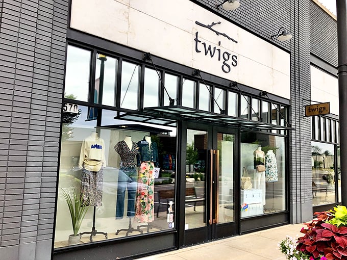 Sleek, chic, and oh-so-unique. Twigs is where your wardrobe goes for its glow-up.