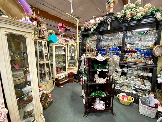 Kitchen gadgets galore! From mysterious meat grinders to perplexing potato peelers, it's a culinary archaeologist's dream (and a modern chef's nightmare).