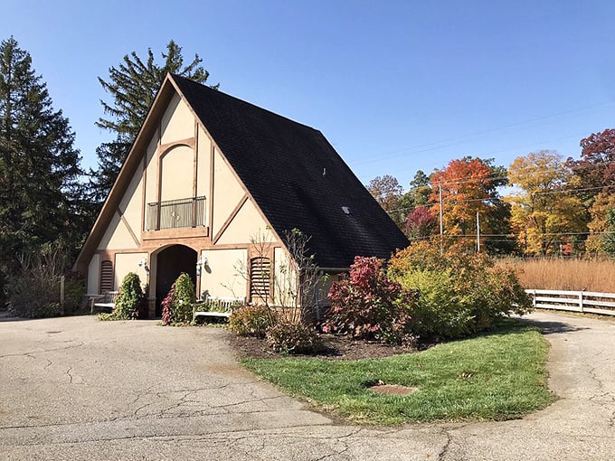 No, it's not a hobbit house &ndash; it's Inniswood's visitor center! This quaint structure proves that even buildings can have green thumbs.