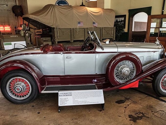 Curves in all the right places! This boat-tail speedster isn't just a car; it's a rolling sculpture that would make even Michelangelo jealous.