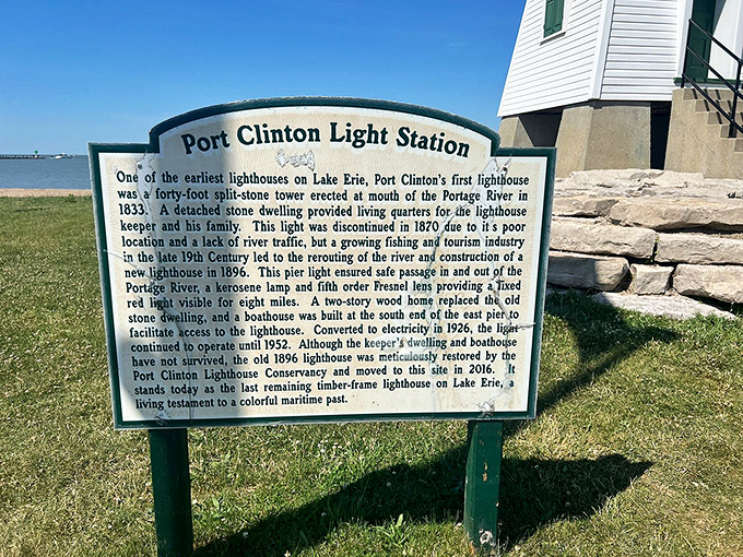 History lesson ahoy! This marker spills the tea on Port Clinton's past, no SparkNotes required.