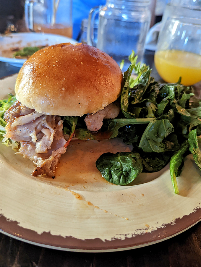 A burger so good, it might make you forget about your diet resolutions. Paired with those crispy potatoes, it's a cheat day dream team.