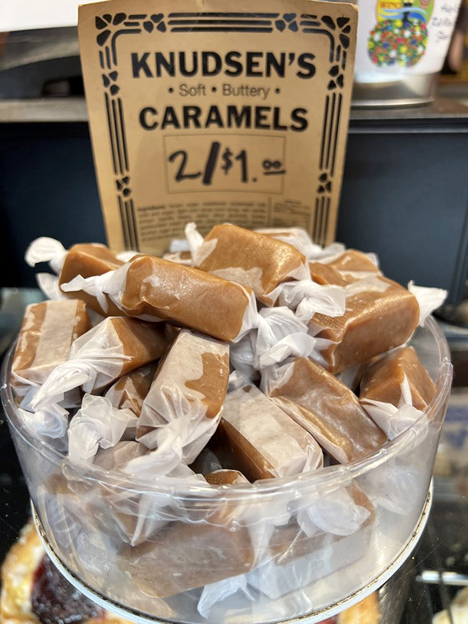 Caramel nirvana alert! These buttery beauties are like edible gold nuggets, minus the prospecting and plus the deliciousness.
