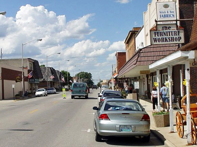 Arthur: Where horse-drawn buggies and pickup trucks share the road. It's the ultimate old-meets-new traffic jam! 