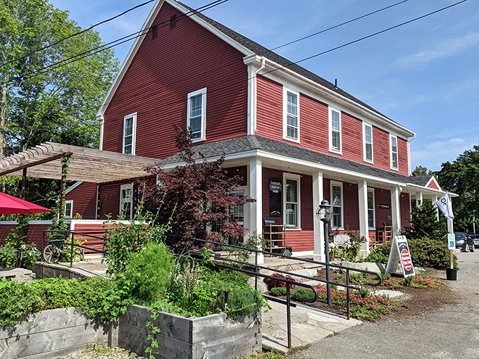 Roadside revelation: This red beacon of beefy goodness is worth pulling over for.