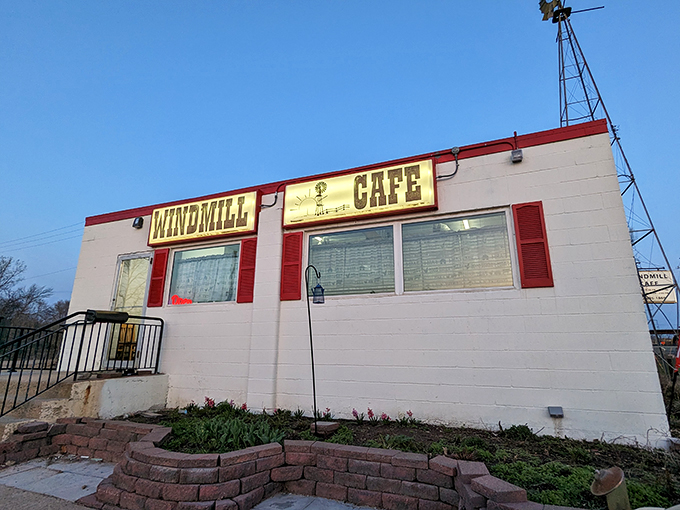 Don Quixote would approve! This charming windmill-topped diner is anything but tilting at culinary windmills.