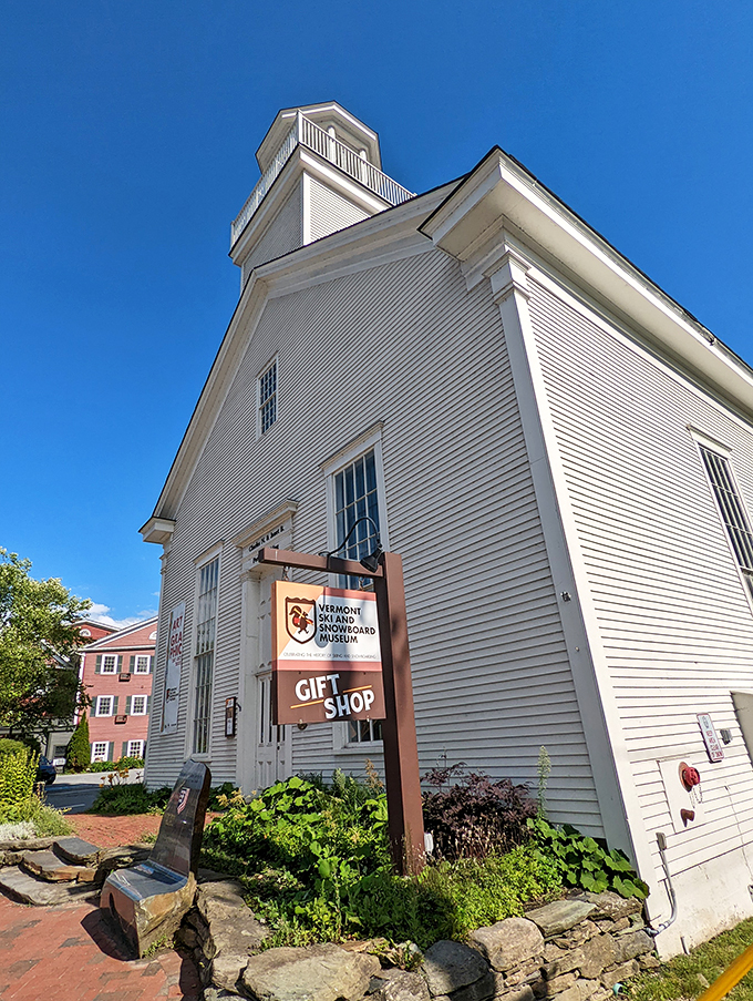 Ski buffs, rejoice! The Vermont Ski and Snowboard Museum is your ticket to a winter sports wonderland.