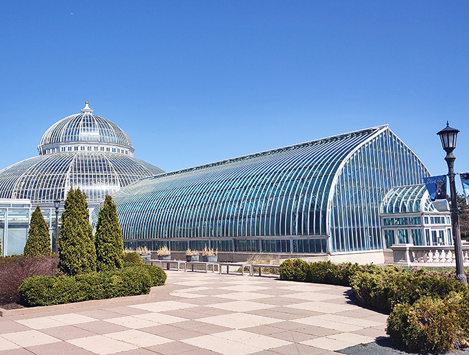 Where the wild things bloom! From exotic flowers to playful animals, this park is a two-for-one adventure.