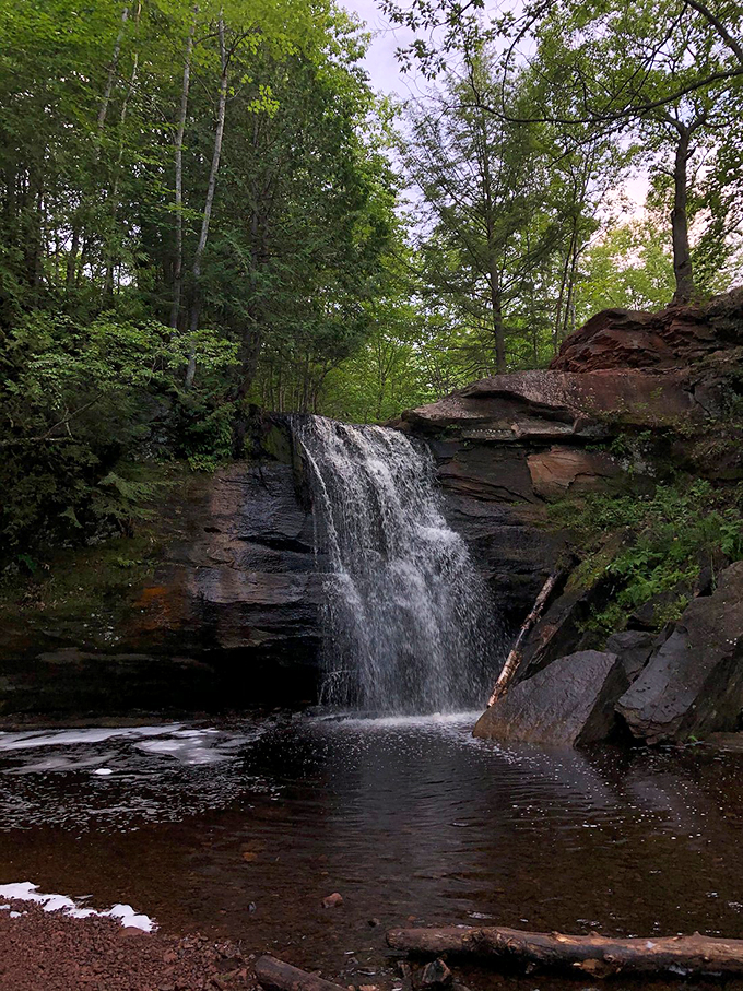 Feeling adventurous? Hungarian Falls is your off-the-beaten-path ticket to road trip glory!